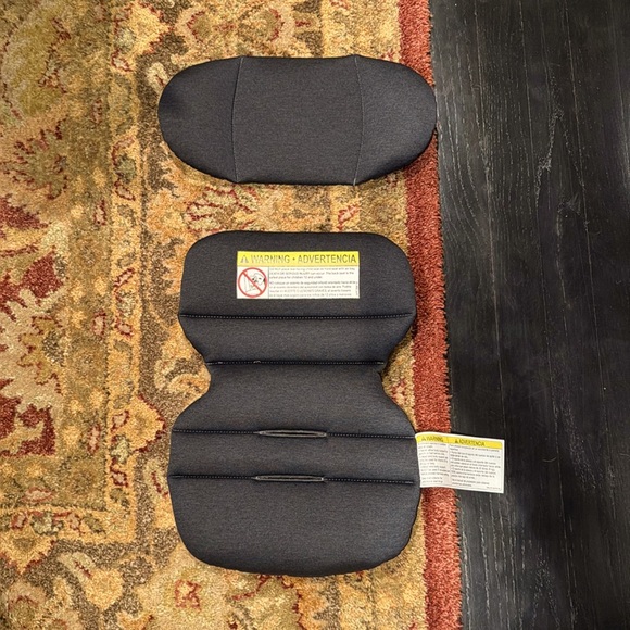 Graco | Other | Infant Inserts For Graco Triogrow Snuglock 3in Car Seat ...